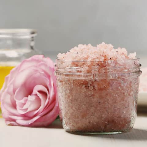 Make Therapeutic Bath Salts - Brown Thumb Mama®